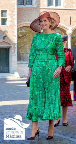 Máxima is op de duurzame tour - Modekoningin Máxima