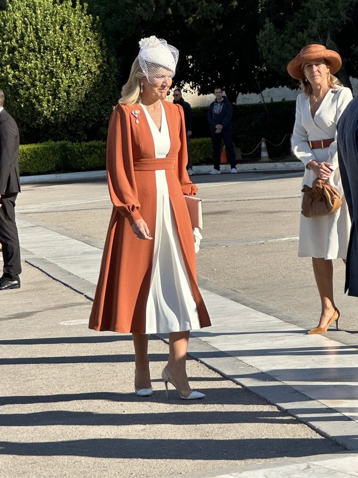 Wauw! Máxima begint staatsbezoek met fantastische look - Modekoningin ...