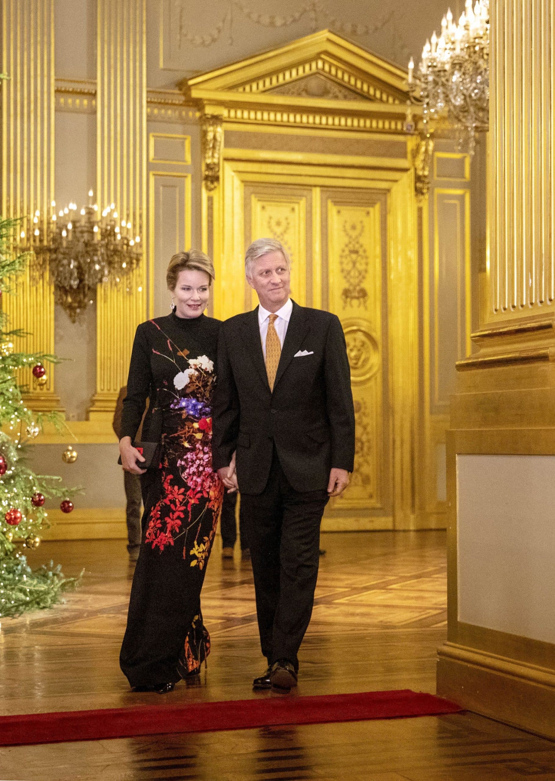 De mooiste looks van koningin Mathilde - Modekoningin Máxima