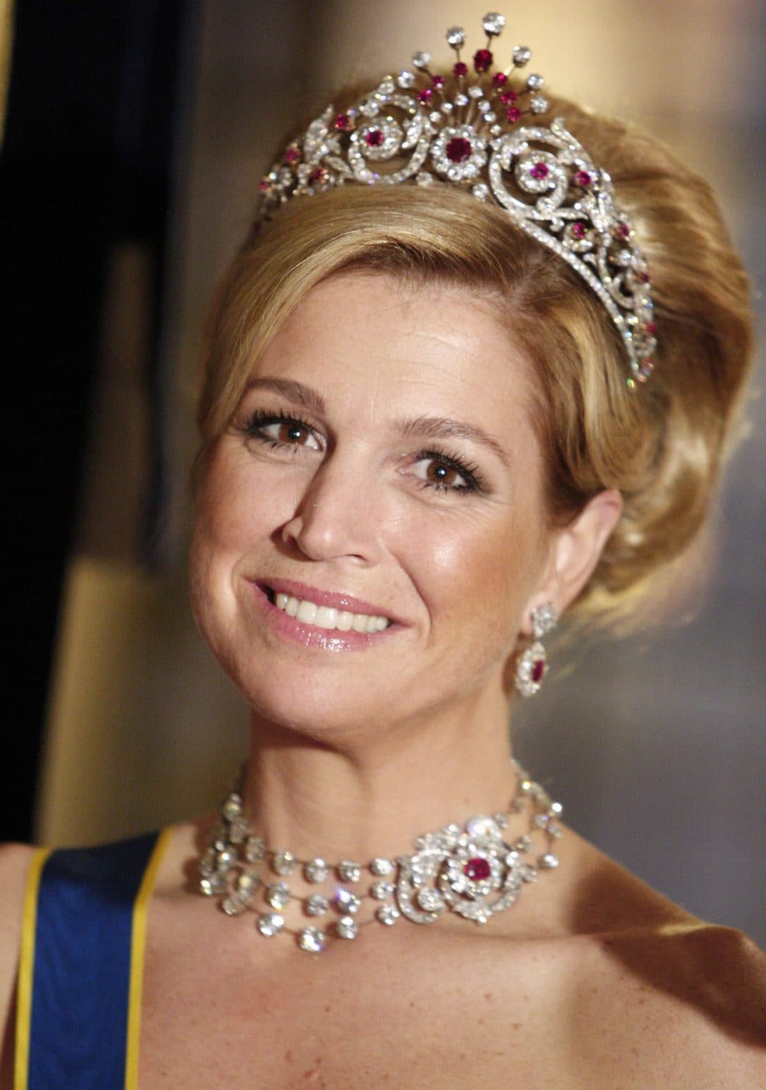Zo mooi is de Pauwenstaart-parure - Modekoningin Máxima
