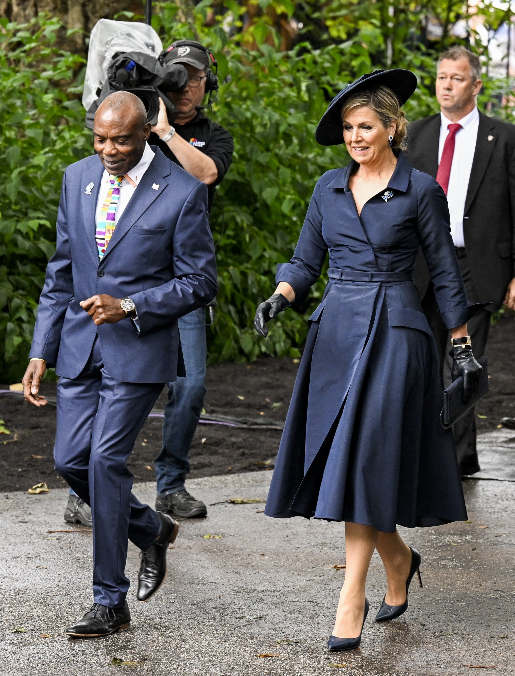 Koningspaar bij herdenking Slavernijverleden - Modekoningin Máxima