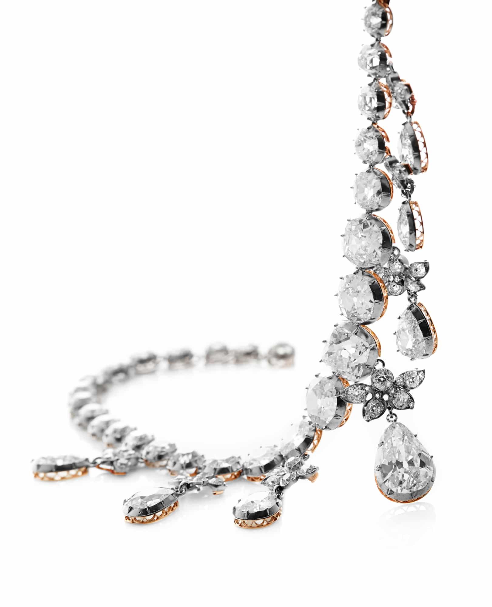 Welke tiara's staan tot koningin Mary's beschikking? - Modekoningin Máxima