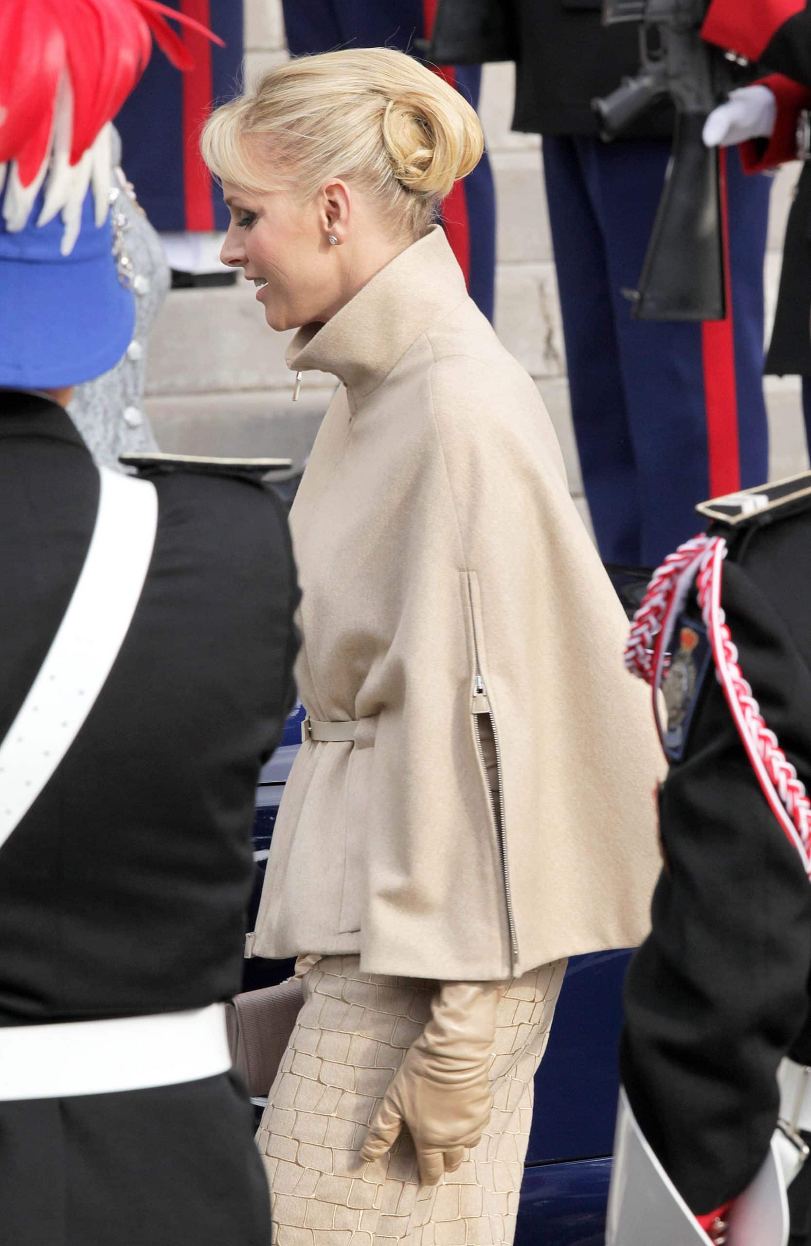 Fashion Favorites: Charlène in monochroom camel - Modekoningin Máxima