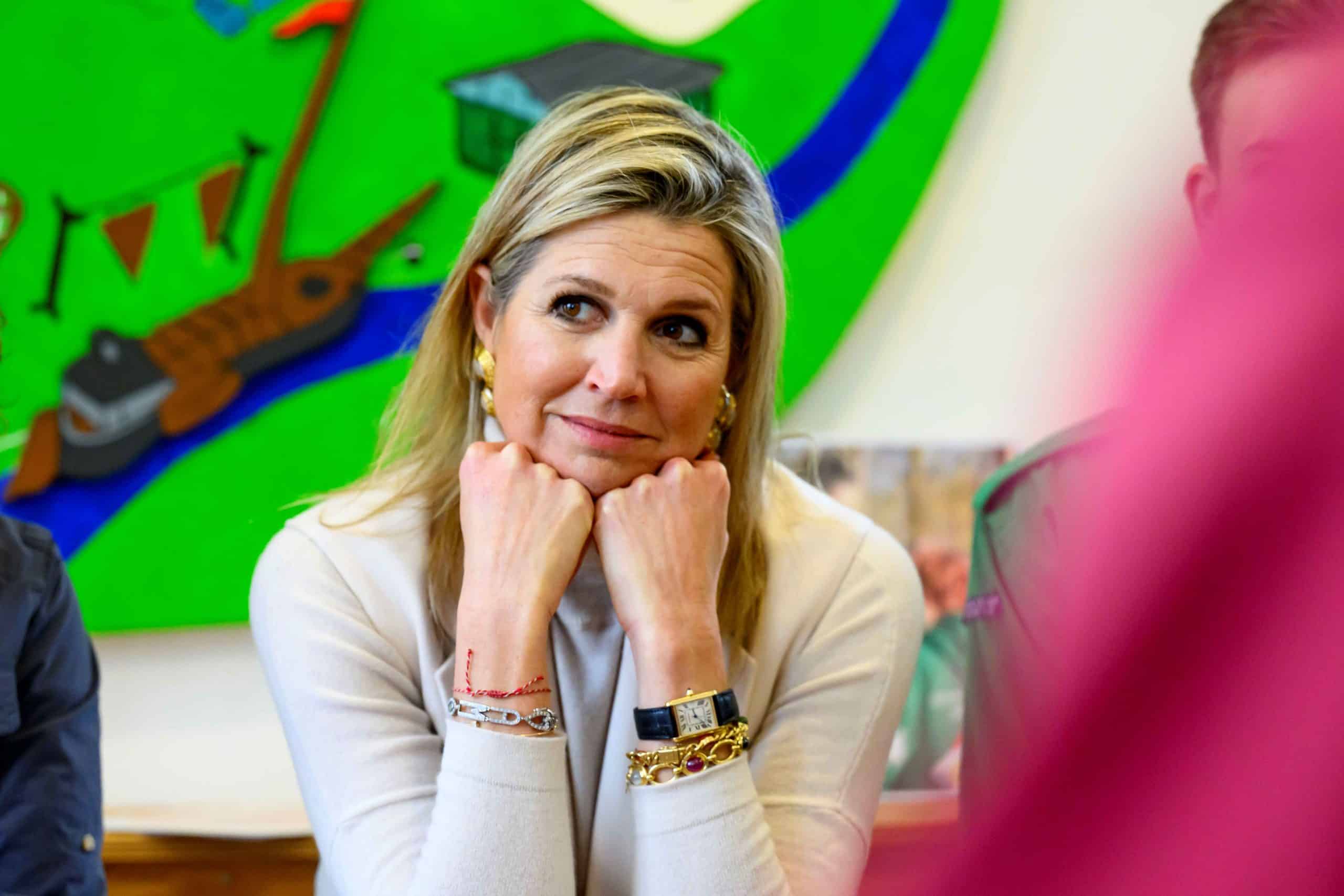 Máxima opnieuw in winters wit tijdens bezoek aan scouting ...