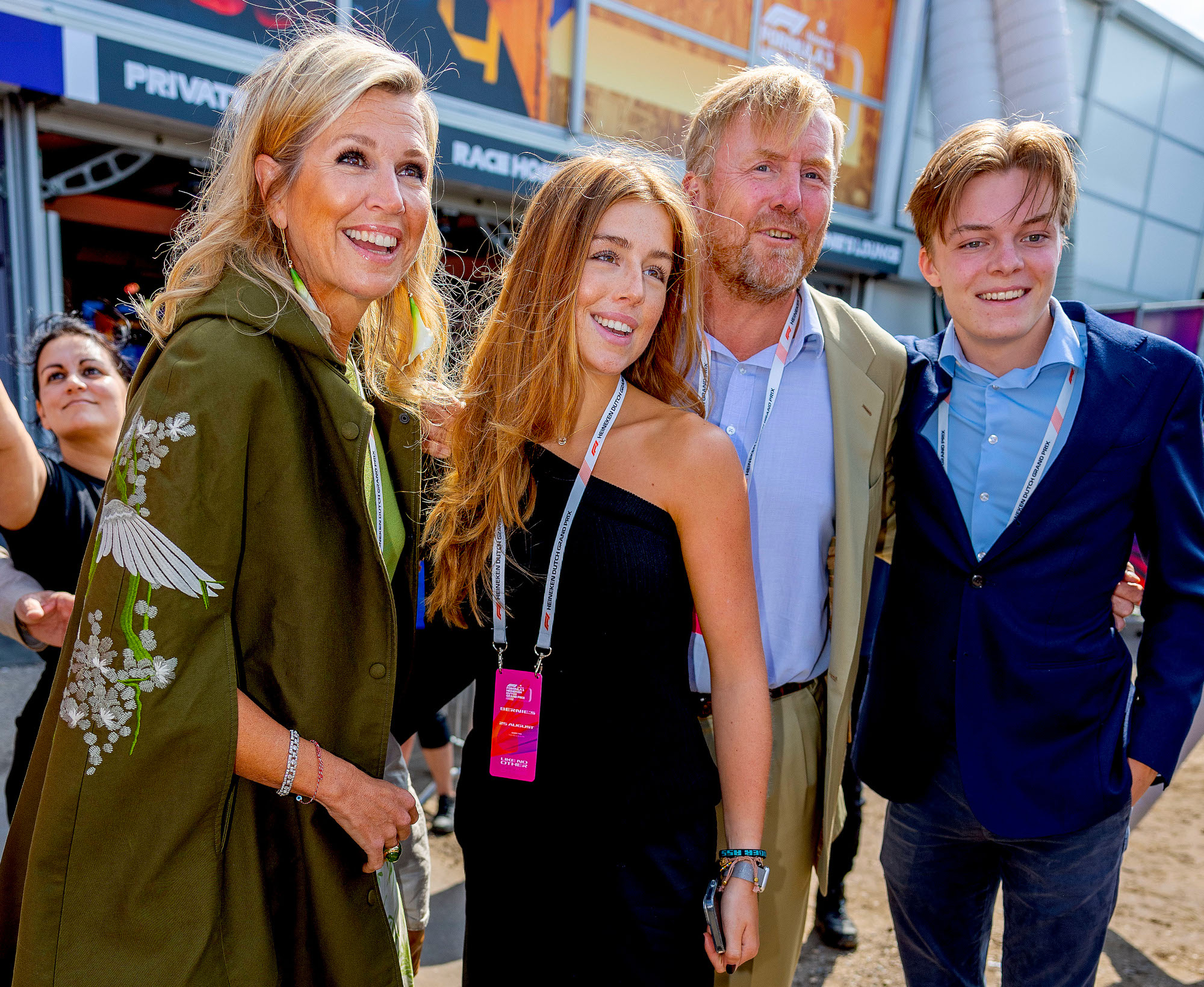 Koninklijke week: Máxima weer volop aan de slag, Alexia in beeld en ...