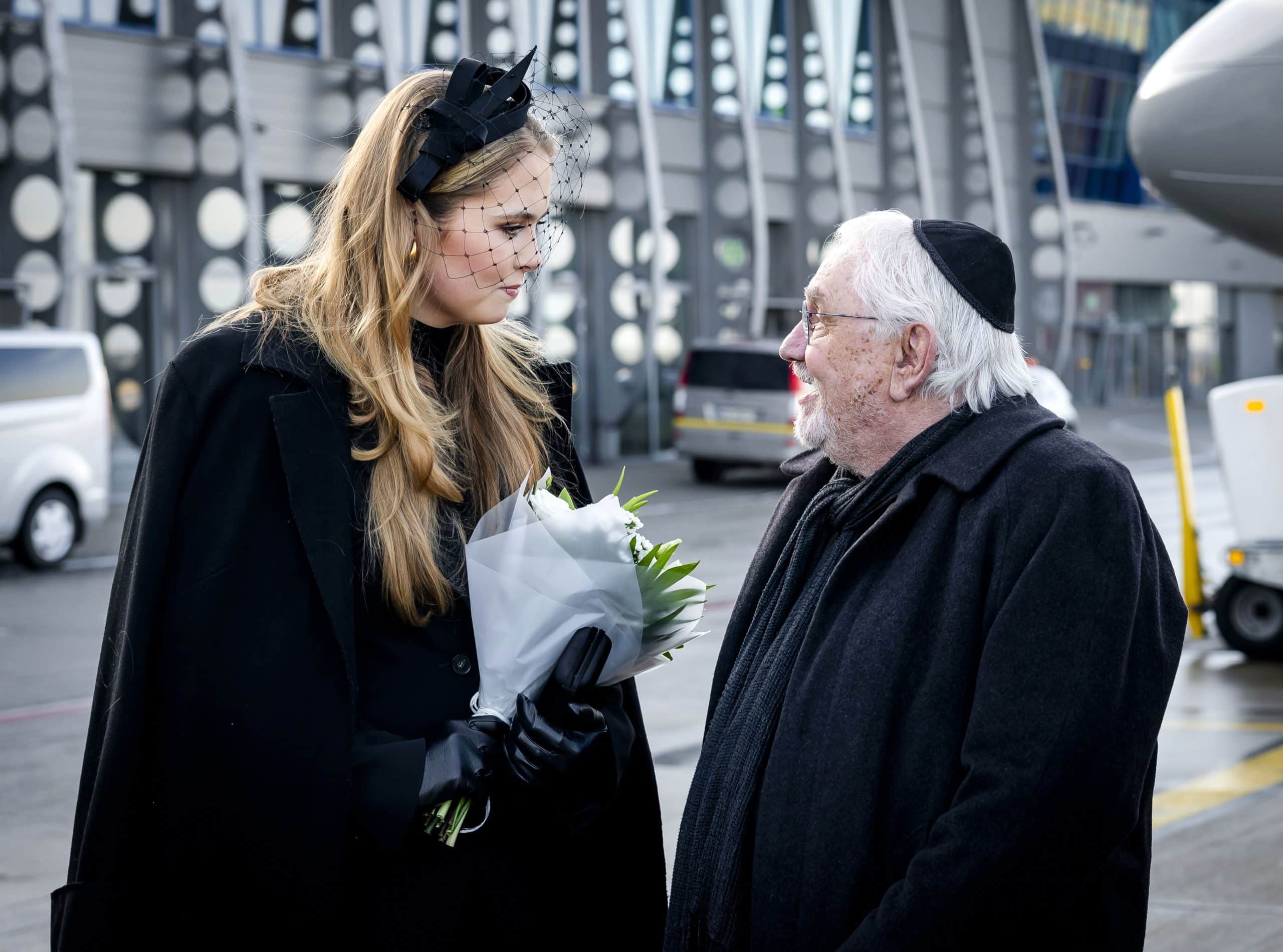 Koningspaar + Amalia bij herdenking in Auschwitz-Birkenau - Modekoningin Máxima