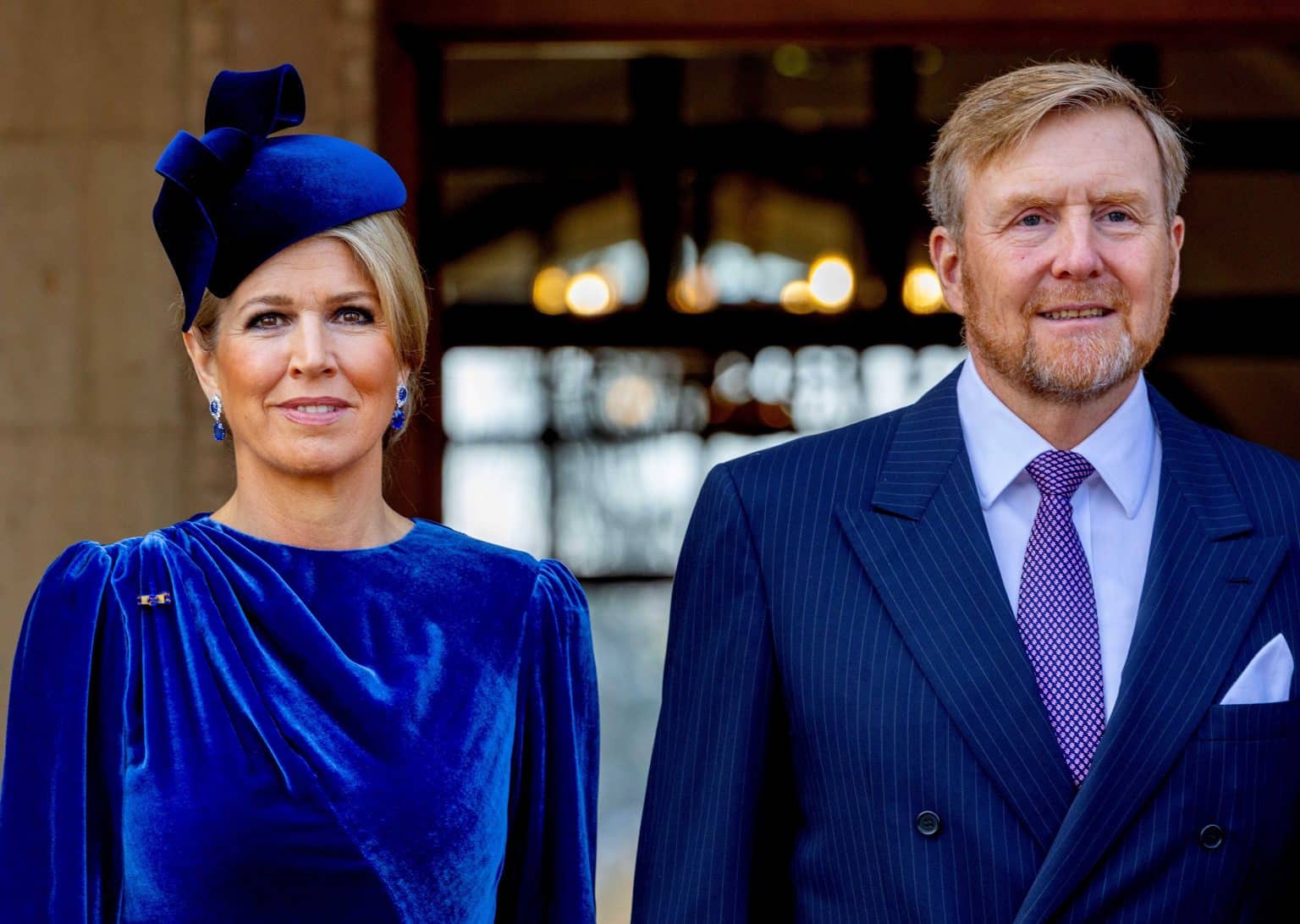 Máxima draagt blauw fluweel in Cyprus - Modekoningin Máxima