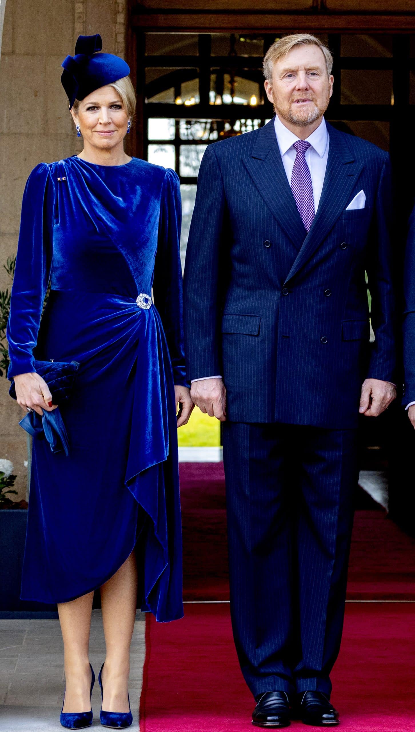 Máxima draagt blauw fluweel in Cyprus - Modekoningin Máxima