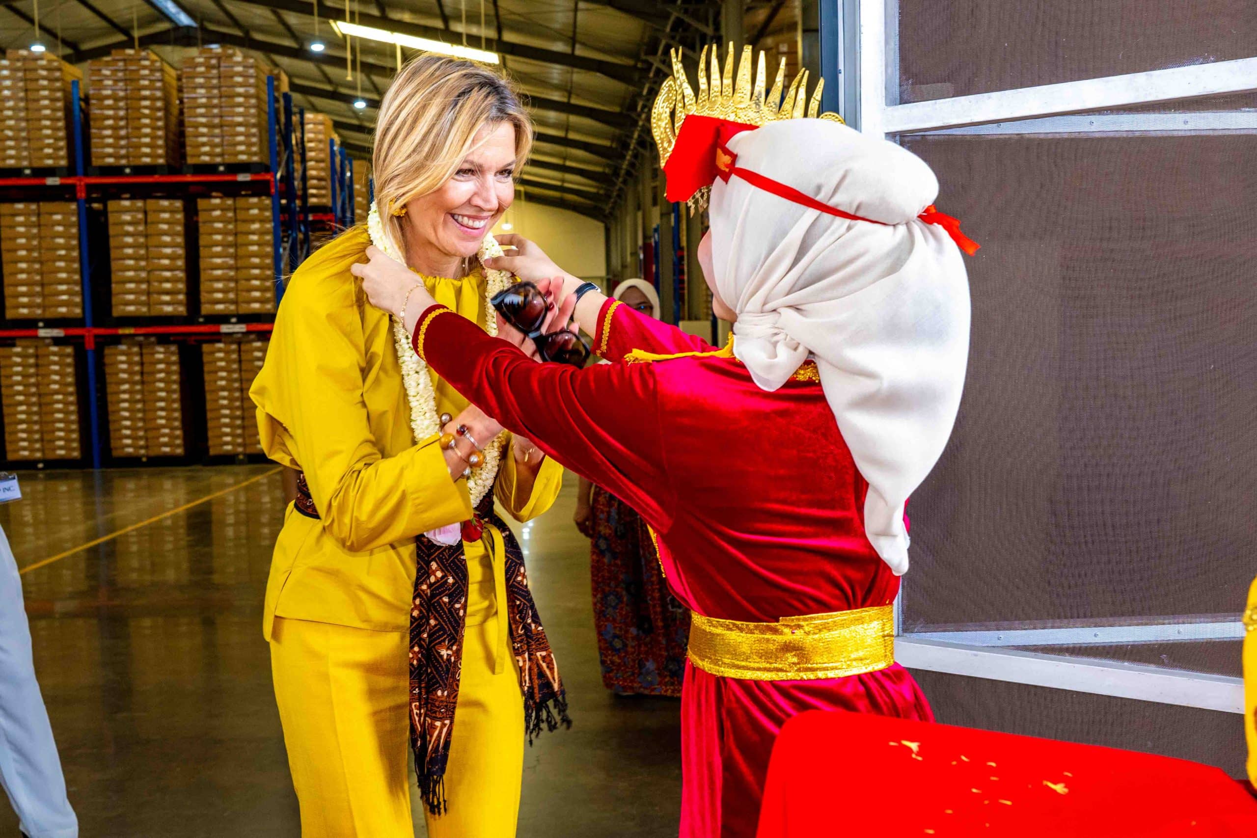 Máxima bezoekt Indonesië - dag 1 - Modekoningin Máxima